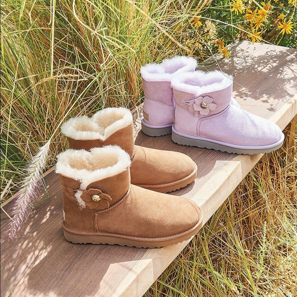UGG | Shoes | Ugg Mini Bailey Button Poppy Boot Toddler Girl | Poshmark